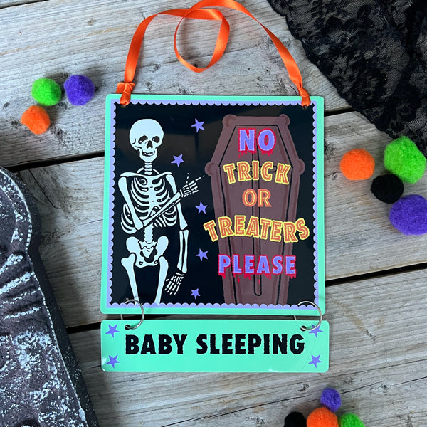Halloween 'No Trick or Treaters Please' sign - Hendog Designs
